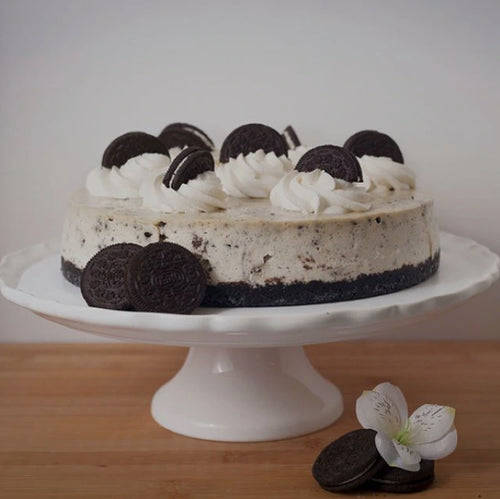 Delicious Cheesecakes, Cakes, Birthday Cakes, and Cupcakes.